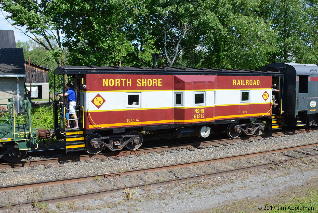 NSHR 61312 (CR 21138) N7D caboose, 6/10/2017 | Conrail Photo Archive